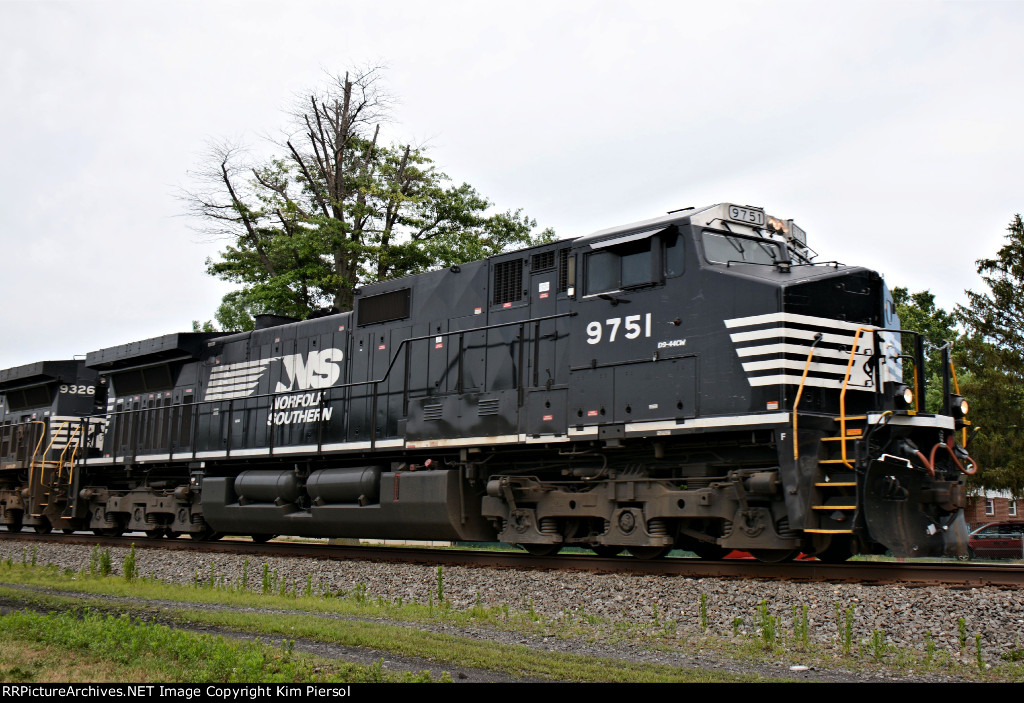 NS 9751
